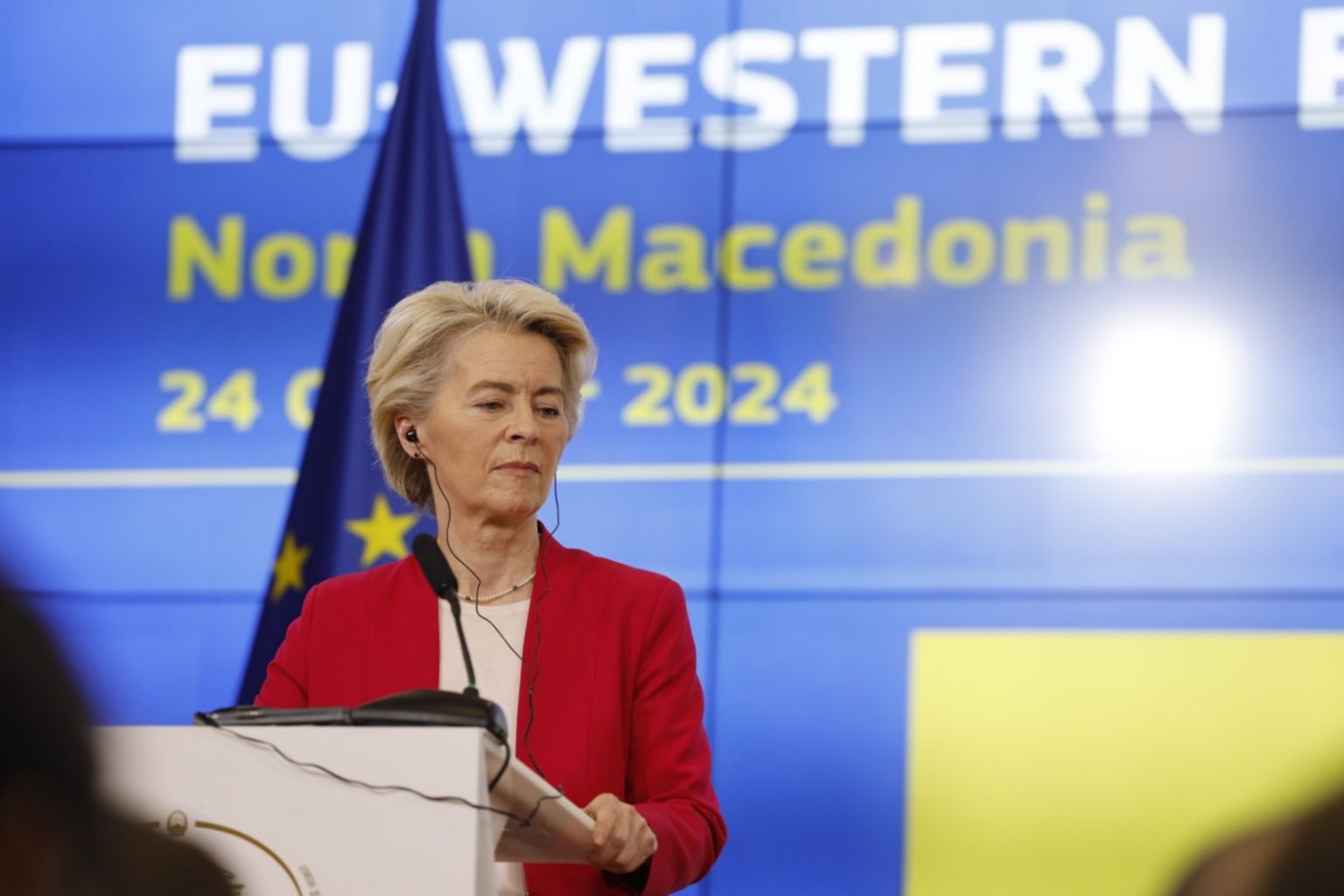 Eвропскиот парламент подготвува интерпелација за Фон дер Лајен поради